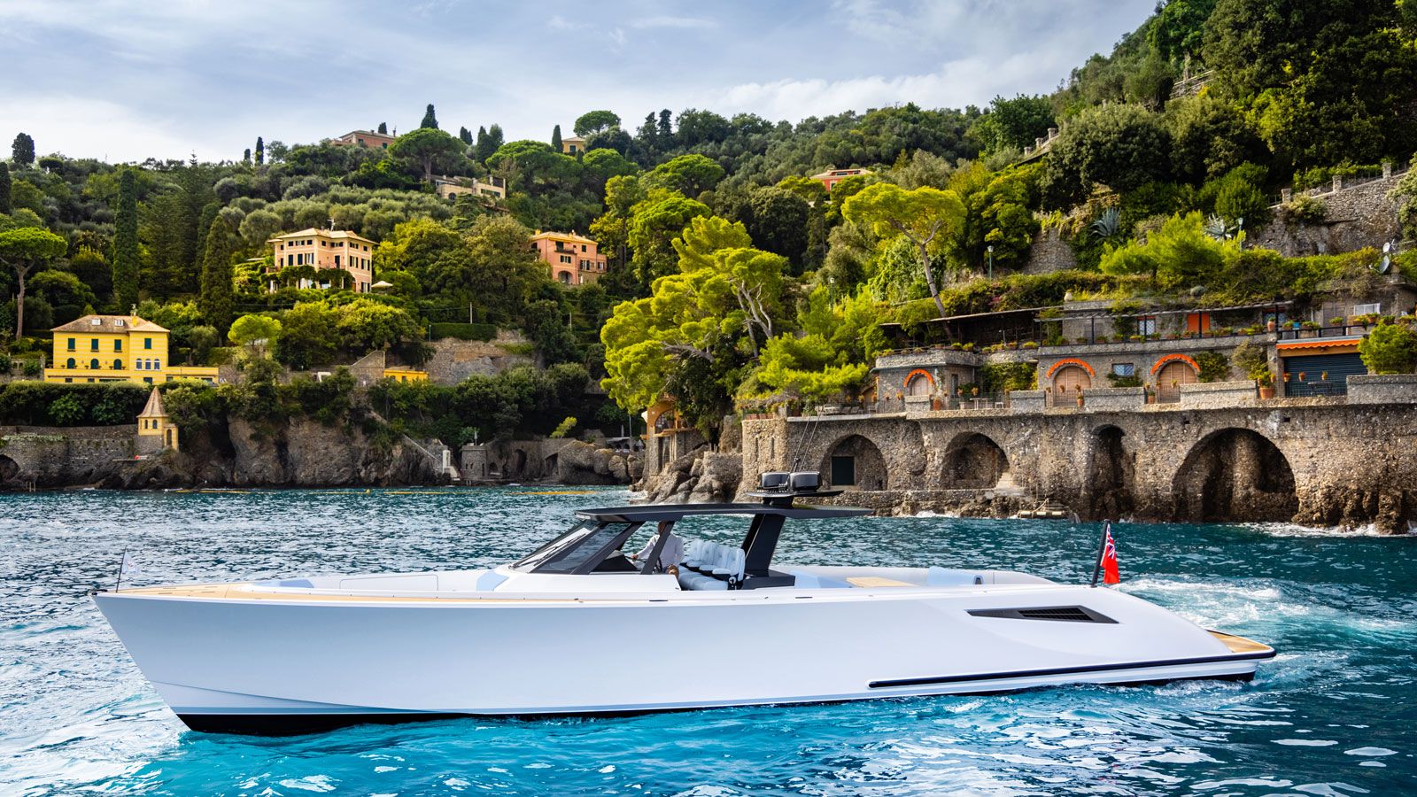 Why Wajer makes the perfect superyacht tender